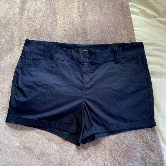 torrid | Shorts | Nwt Torrid Mid Short | Poshmark